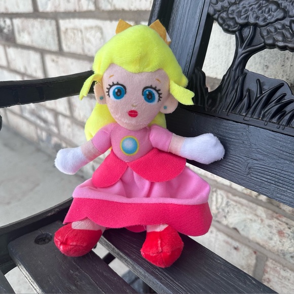 Nintendo | Toys | 8 Super Mario Princess Peach Plush Doll 224 | Poshmark